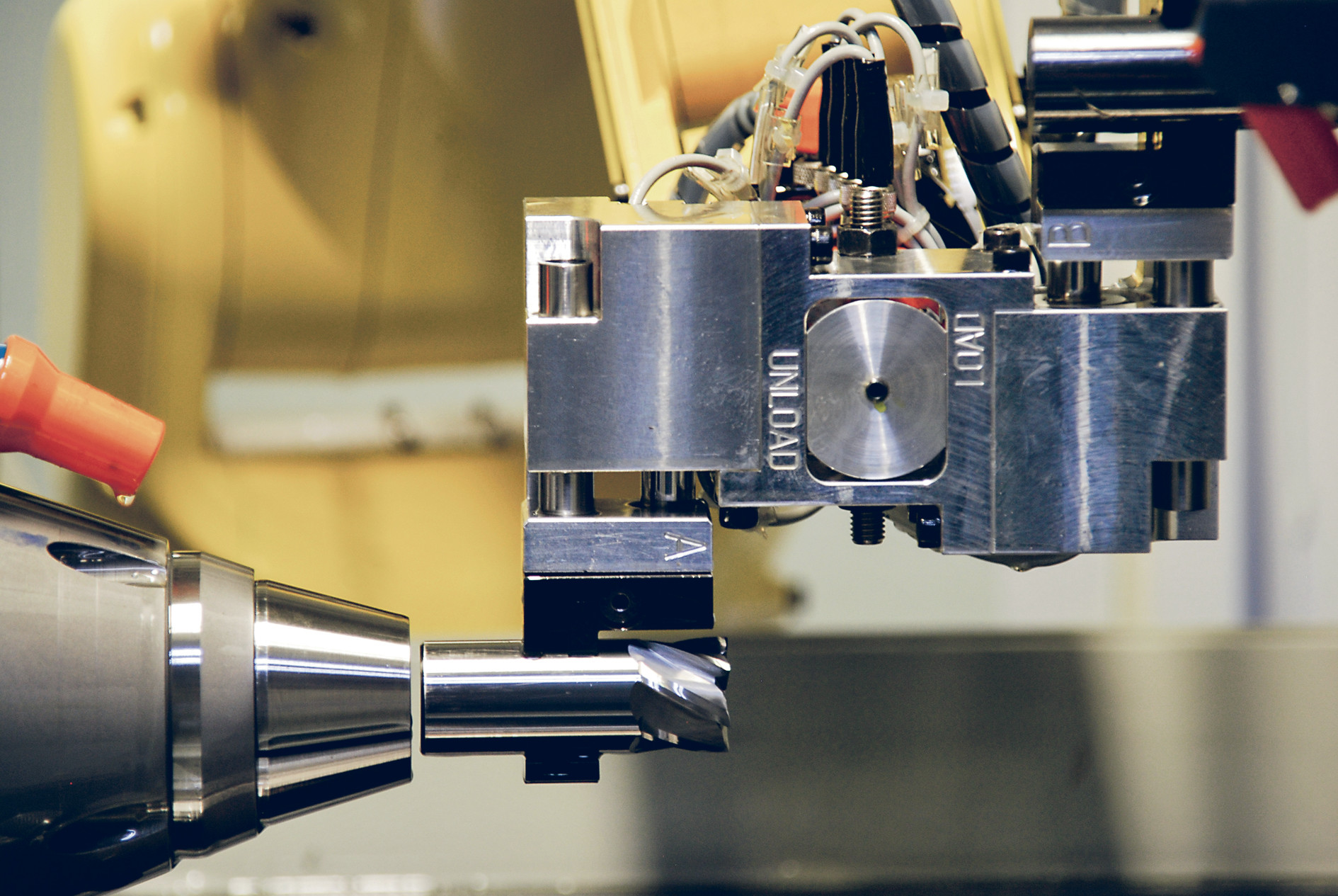 Quality gauge and tool